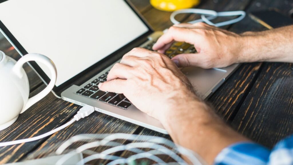 Simple Steps to Prolong Your Computer's Lifespan - alexander-skarsgard